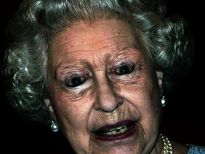 mini-QueenElizabethII - The Poke - The Poke