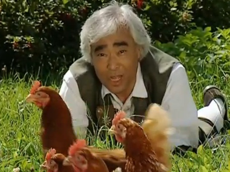 Japanese techno-yodeller and some chickens - The Poke