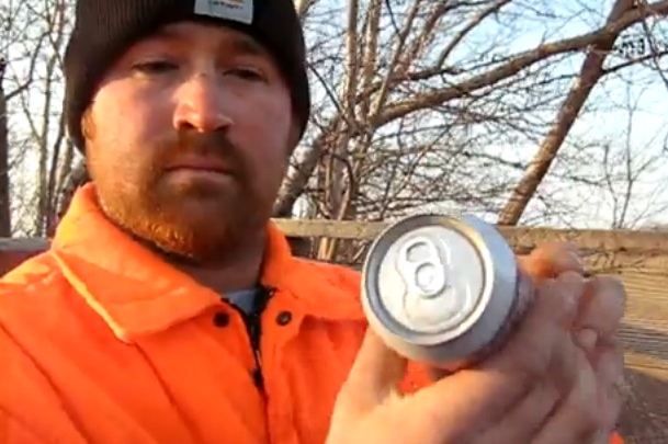 How to open a can of beer with your teeth - The Poke