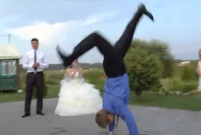 wedding_breakdance - The Poke - The Poke