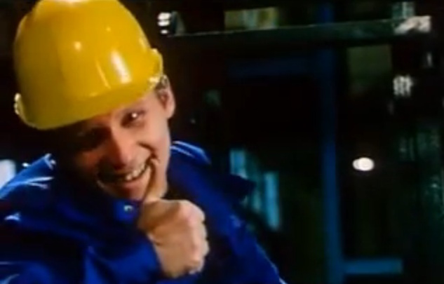 Workplace Safety Video Of The Day - The Poke