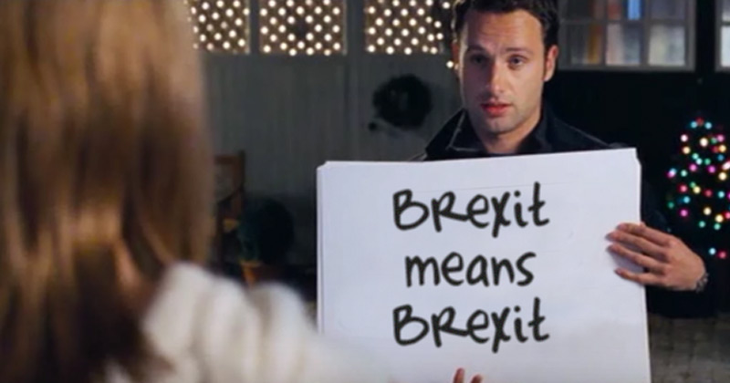 The cue cards scene from Love Actually, updated for 2017 - The Poke