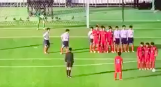 You've never seen a free kick routine quite like this - The Poke