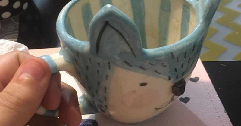 This handmade mug has an unfortunate design fail - The Poke