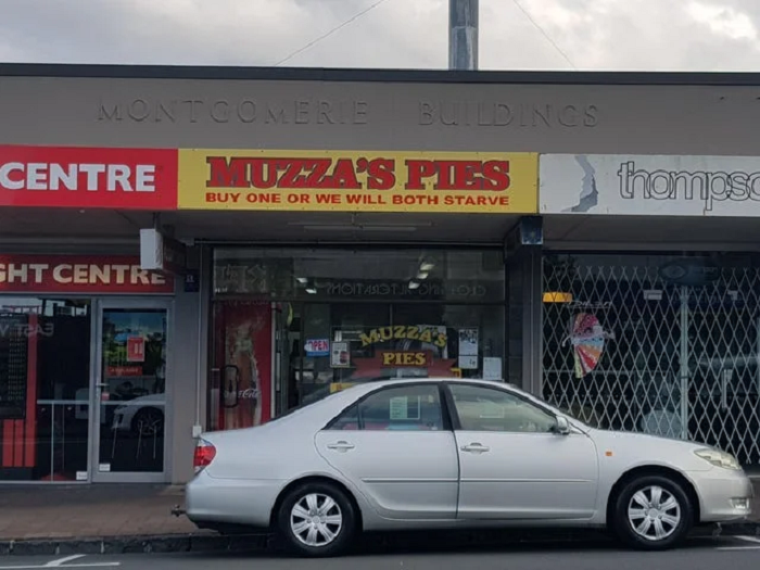 muzza - The Poke - The Poke