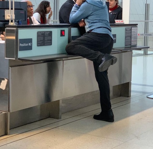 This Instagram account collects images of people in weird stances - 17 ...