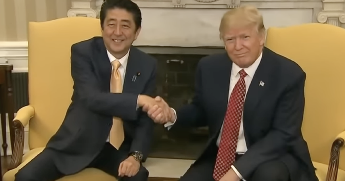 16 of the most awkward handshakes we've ever seen to celebrate National ...